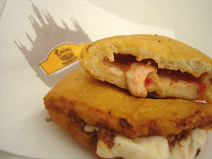 Luini’s Famous Panzerotto in Milan: A Quick, Cheap & Amazing Lunch ...